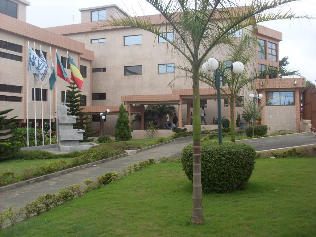 Groupe HETEC - UIPH - Université Internationale Polytechnique HETEC